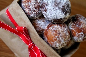 Raspberry Jelly Filled Beignets (Donuts / Krapfen) – A Cup of Sugar … A ...